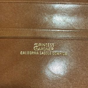 Princess Gardner | Bags | Vintage Princess Gardner Leather Checkbook ...
